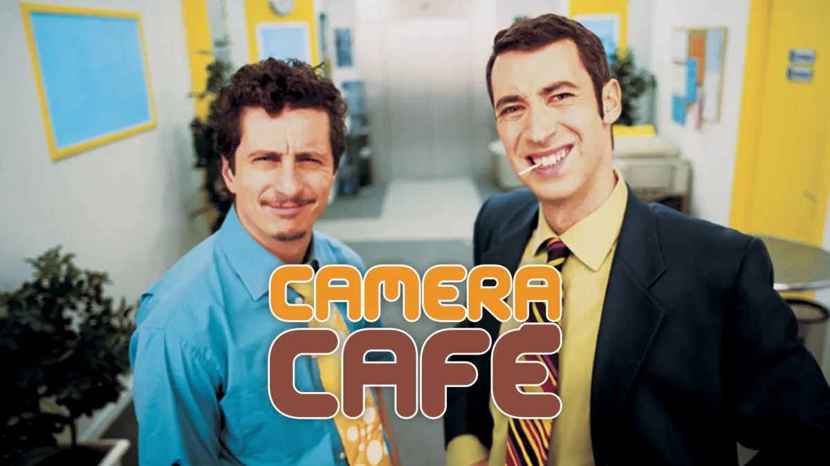 Guarda episodi completi di Camera Cafe | Disney+
