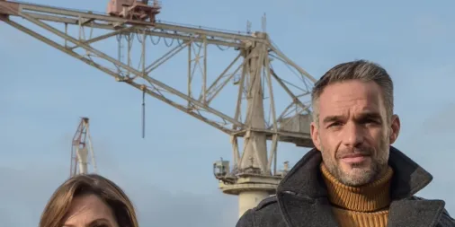 Regarder Meurtres à La Ciotat | Disney+