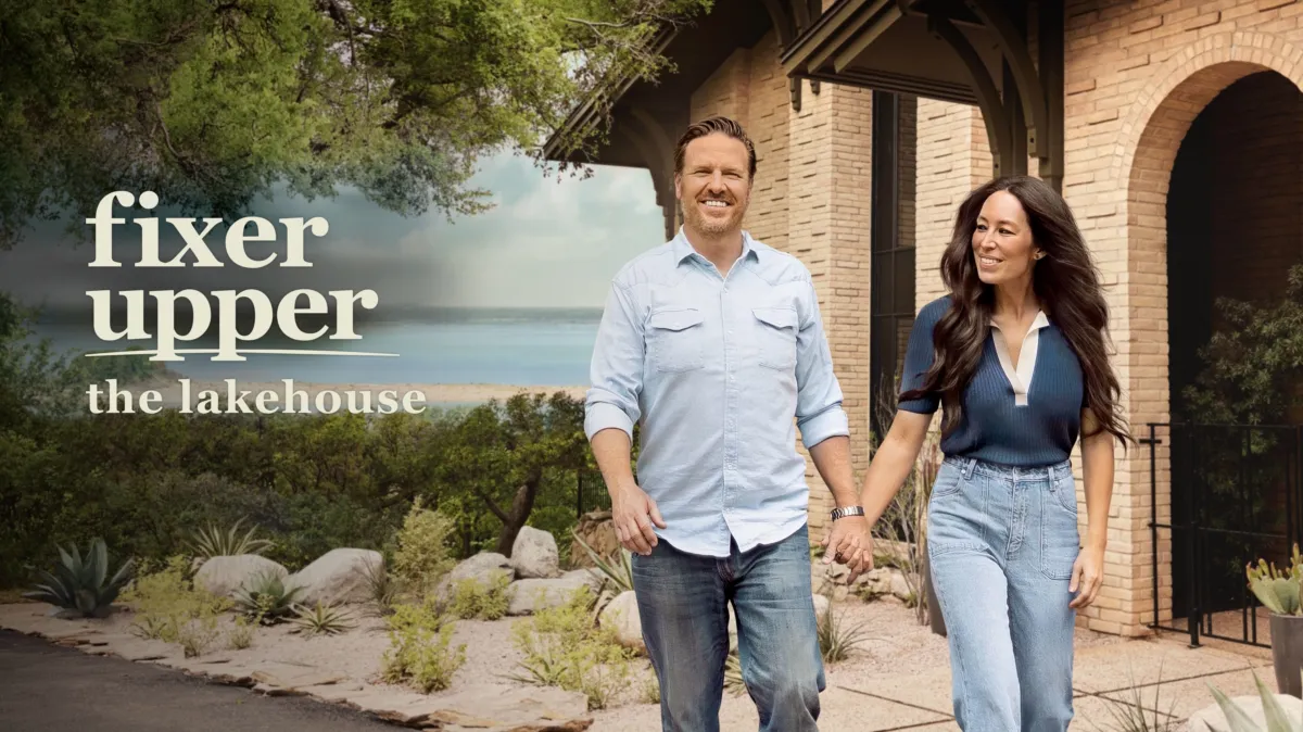 Watch Fixer Upper: The Lakehouse | Full Episodes | Disney+