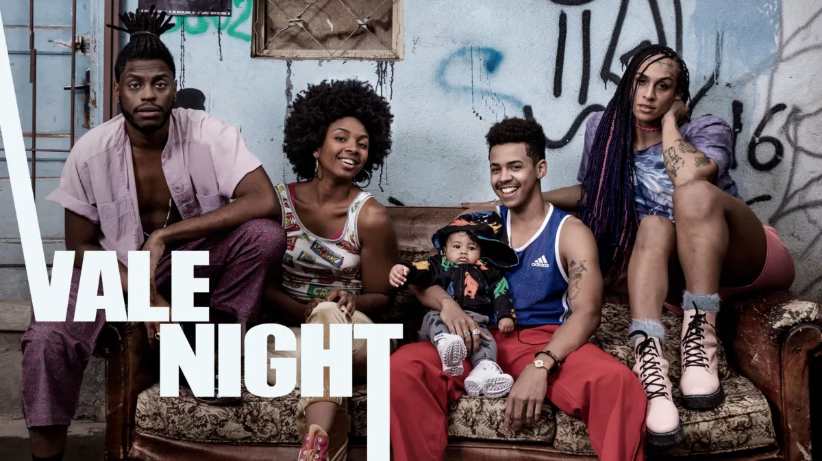 Assistir a Vale Night | Disney+