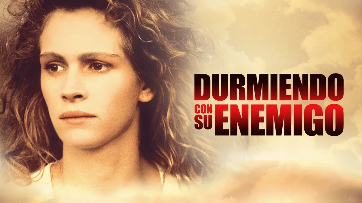 Ver Durmiendo con su enemigo | Disney+